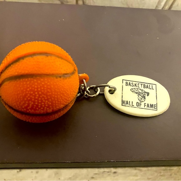 Source Unknown | Other | Vintage Basketball Hall Of Fame Collectible ...